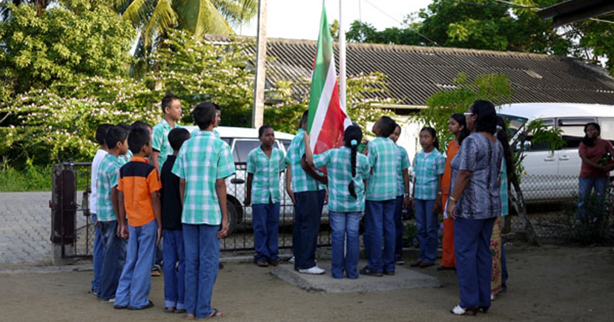 Openbare School te Nieuwe Amsterdam | Belvosur